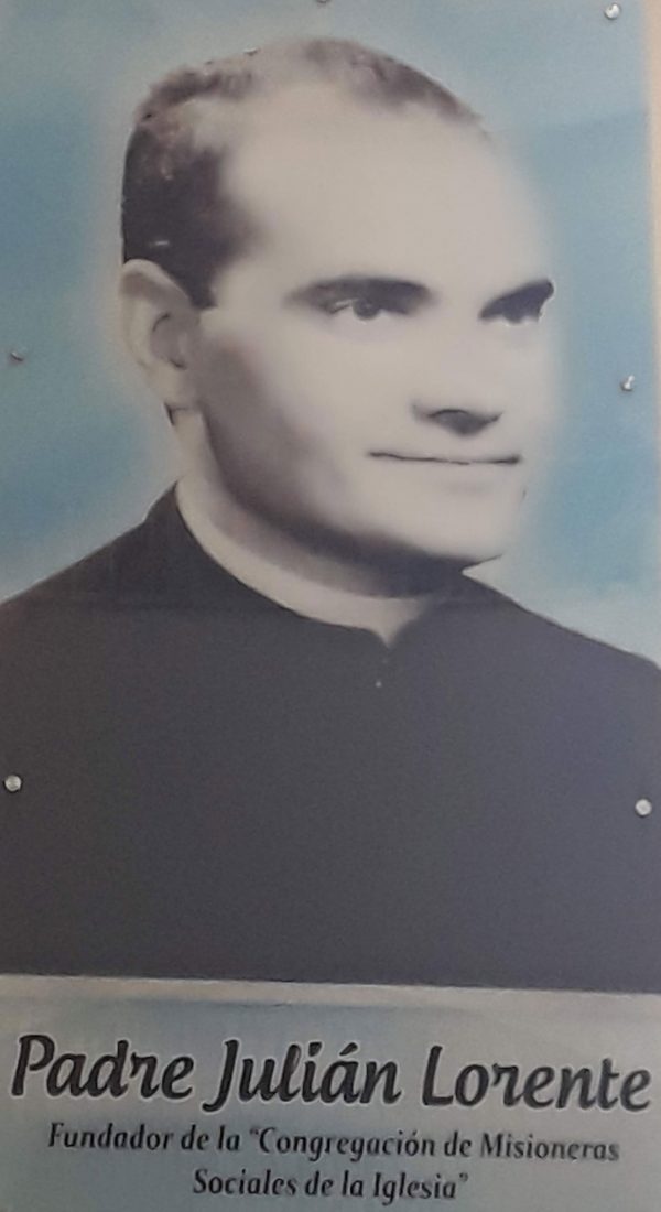 Padre Julián Lorente: una vida consagrada al servicio de los pobres ...